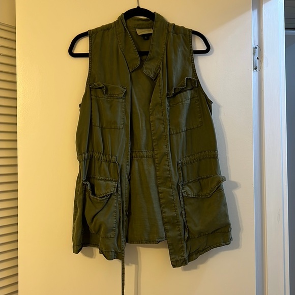 Universal Thread | Jackets & Coats | Universal Thread Vest | Poshmark